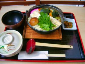 Nabemono: Japanese Hot Pot | The Japan Media